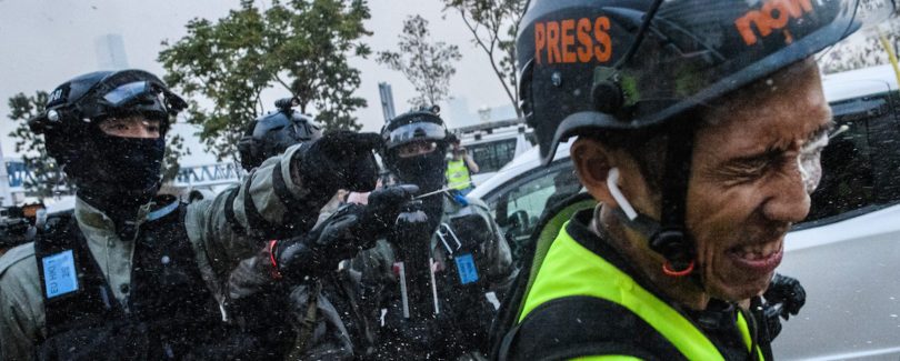 Safety tips for journalists covering protests | RSF Resources for ...